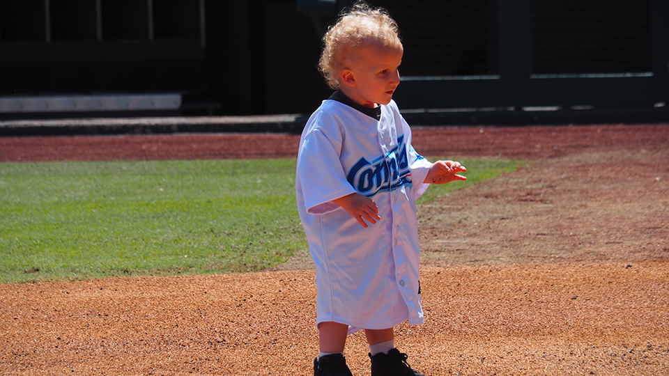 Local Three-Year-Old Celebrates Home Run for Life | INTEGRIS Health